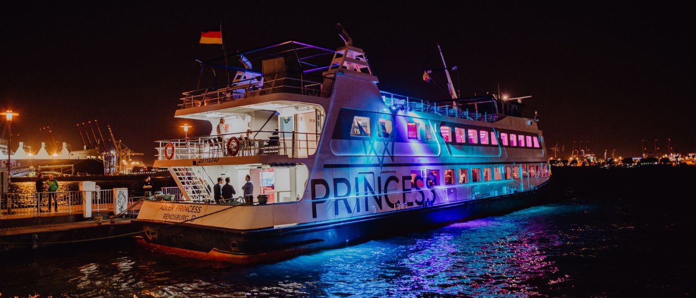 MS „Princess“: Komfortable Schifffahrten & Eventfahrten • Adler-Schiffe